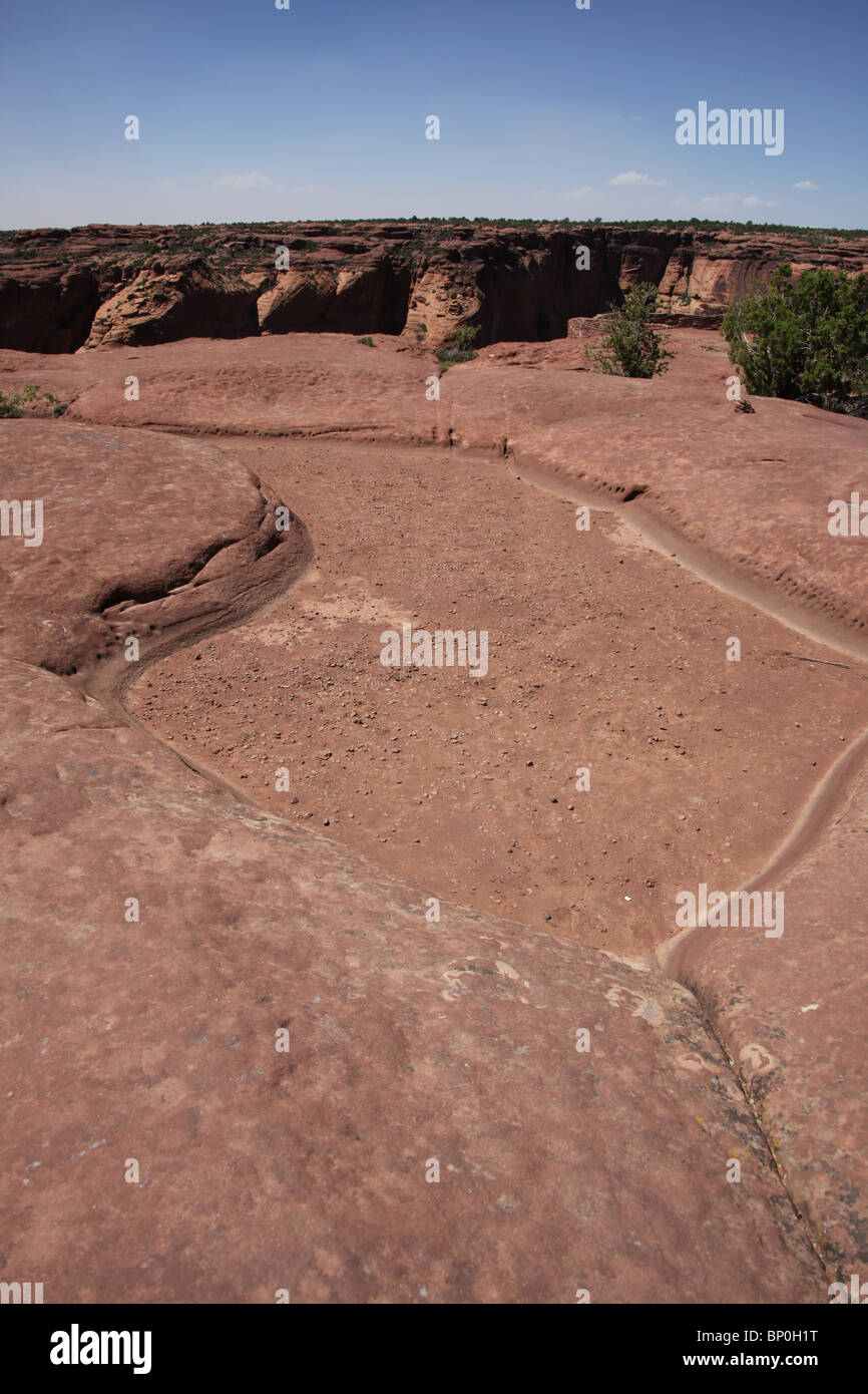 Sheer cliff dwellings monolith monoliths monument spires towers chinle ...
