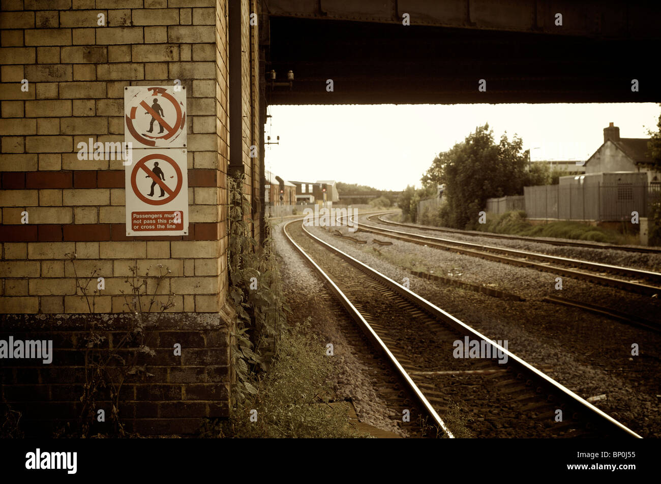 Railway lines and crossing warning signs Stock Photo - Alamy
