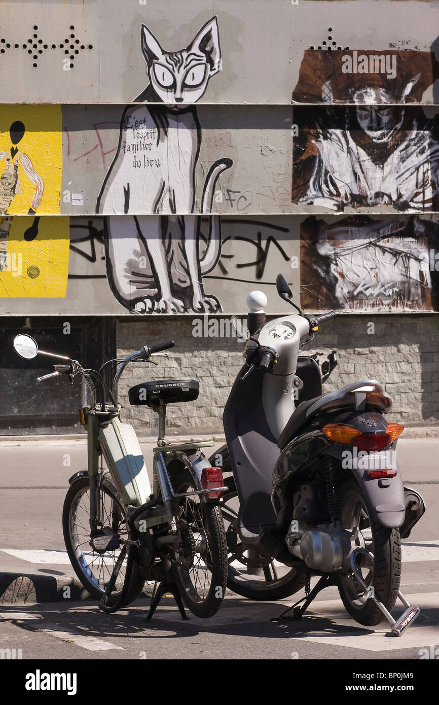 Paris street scene painting hi-res stock photography and images - Alamy