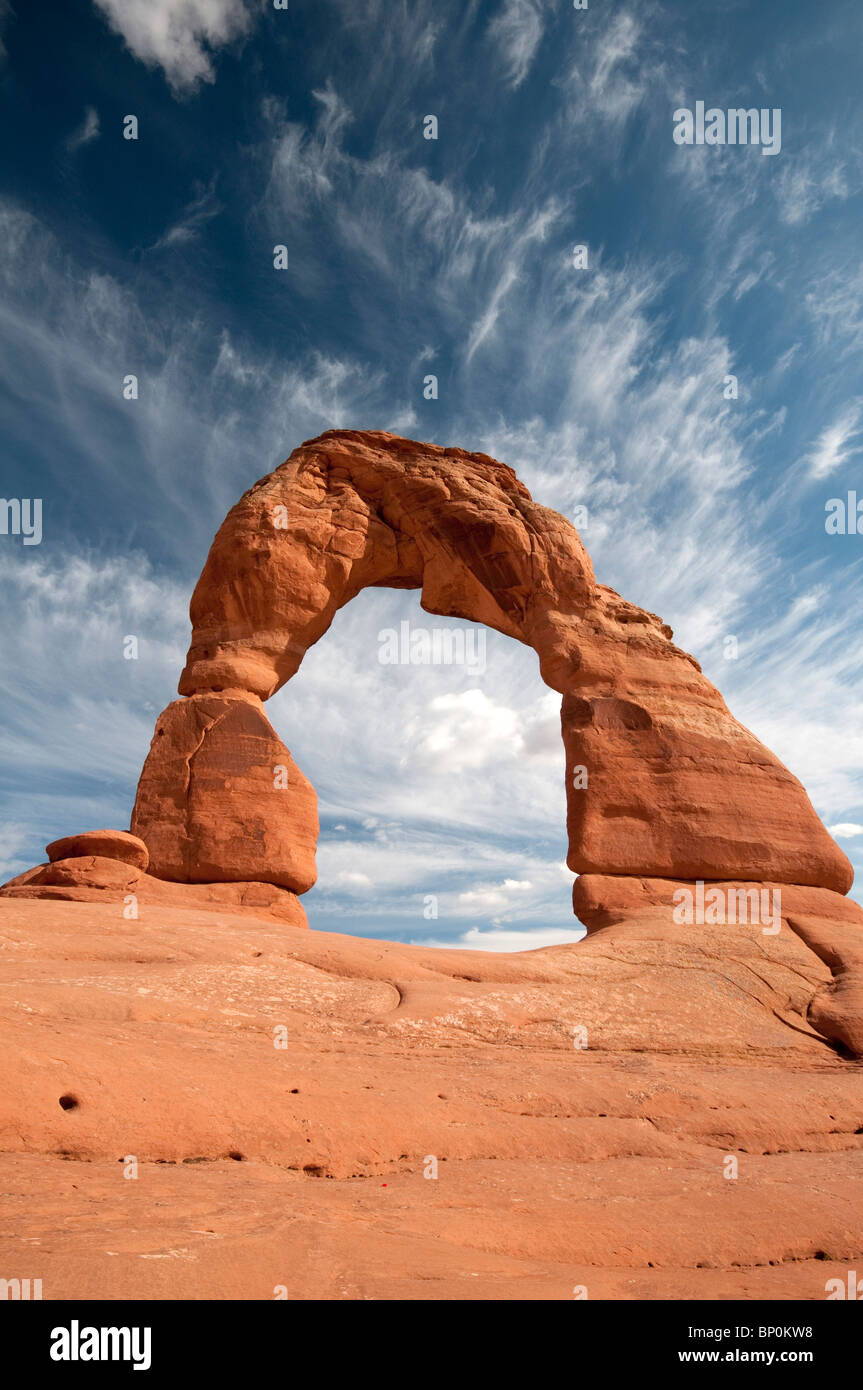 Hiking to delicate arch hi-res stock photography and images - Alamy