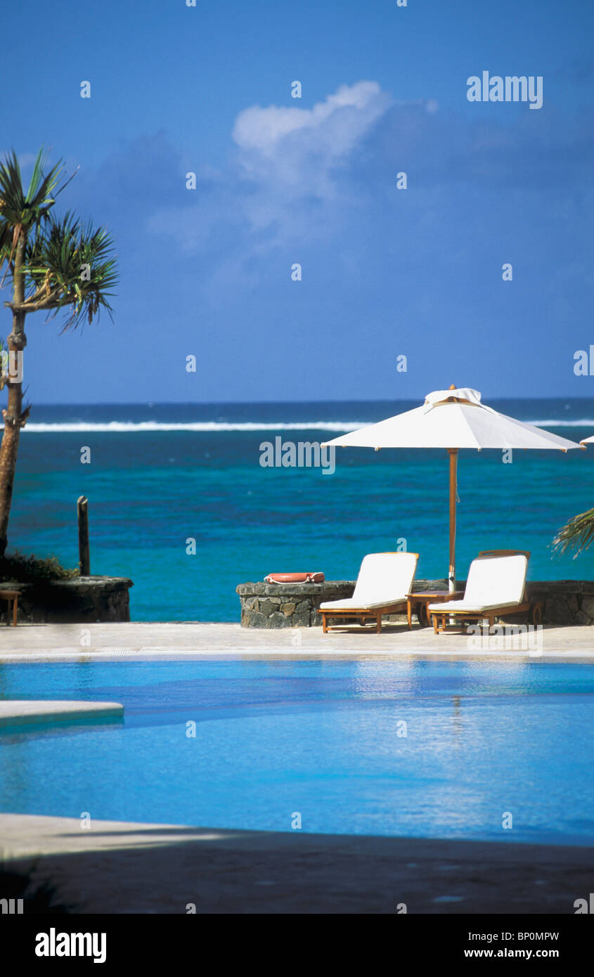 Mauritius, hotel swimming pool Stock Photo - Alamy