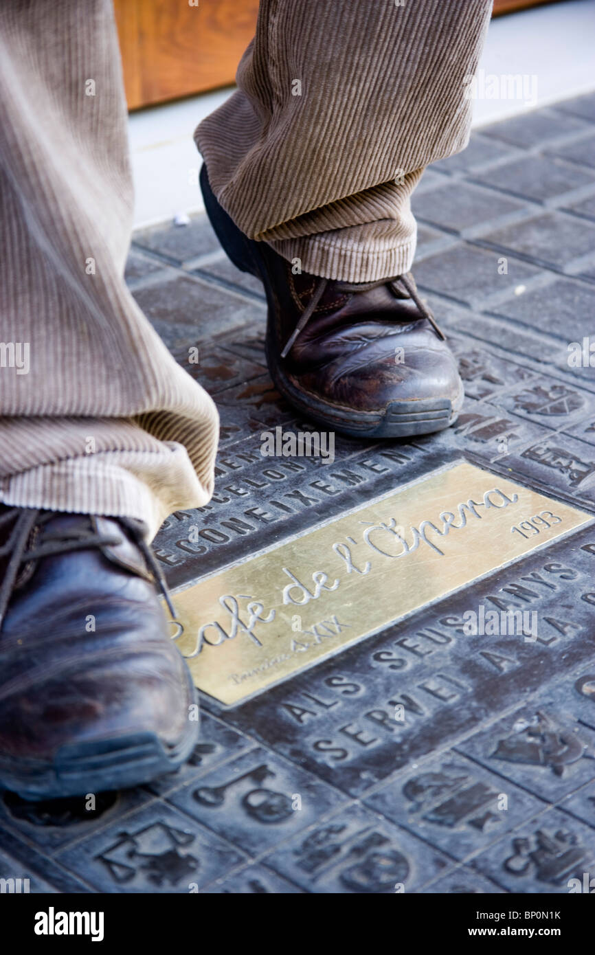 Barcelona la rambla cafe de l'opera hi-res stock photography and images ...