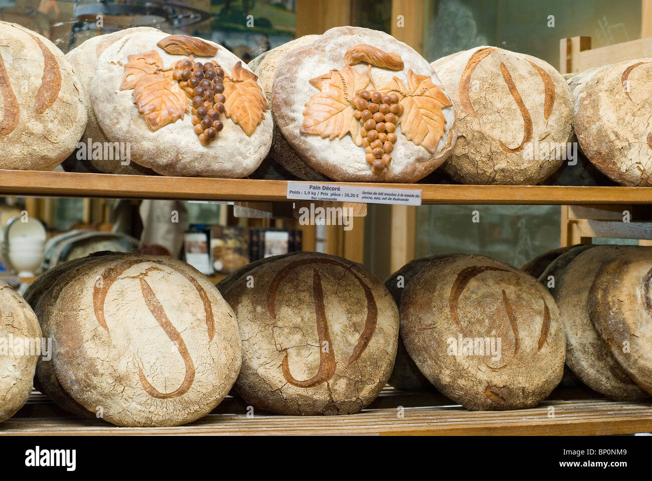 Poilane bread bakery food hi-res stock photography and images - Alamy