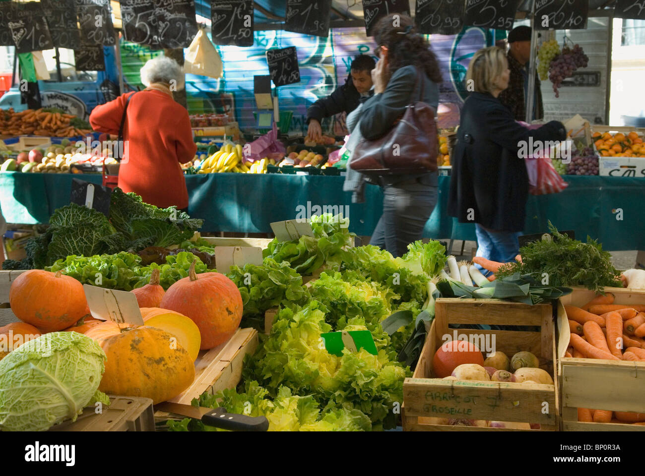 France, Paris, bvd Raspail, market Stock Photo - Alamy