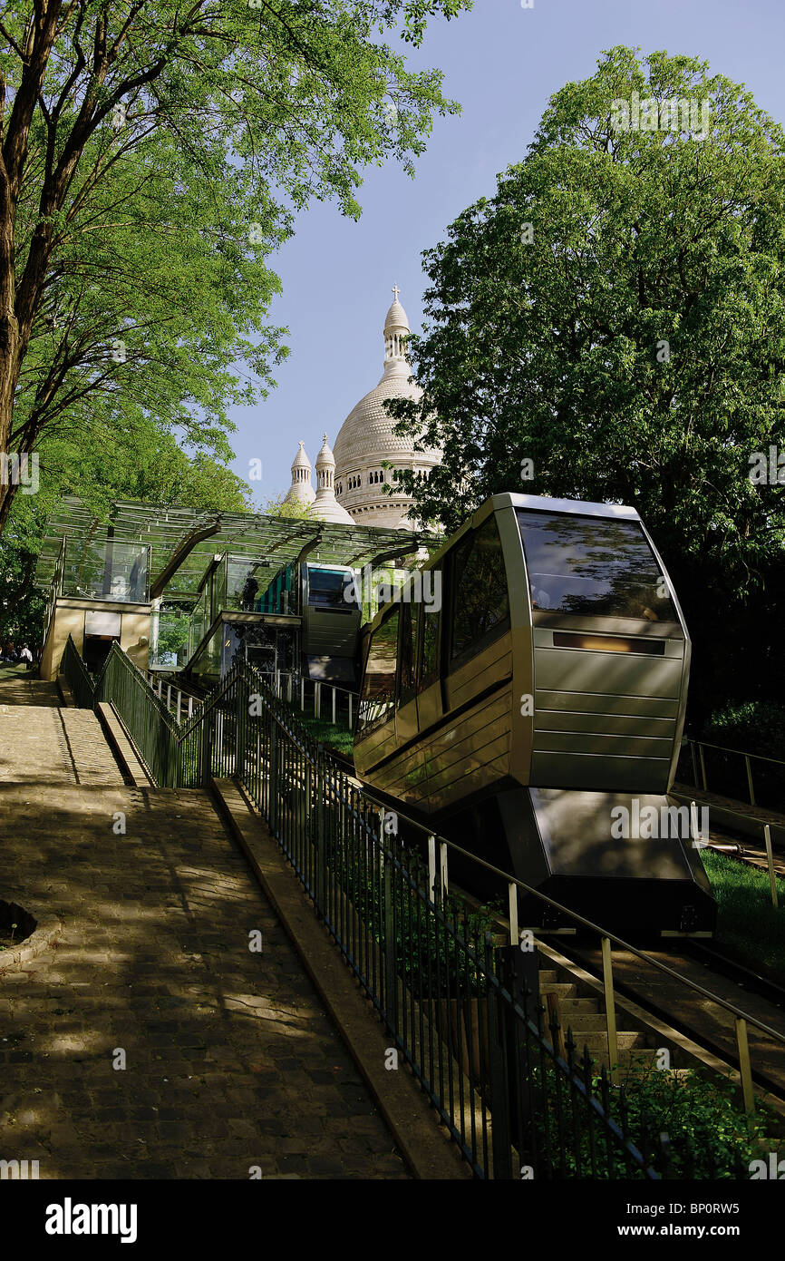 France, Paris, Montmartre, funicular Stock Photo - Alamy
