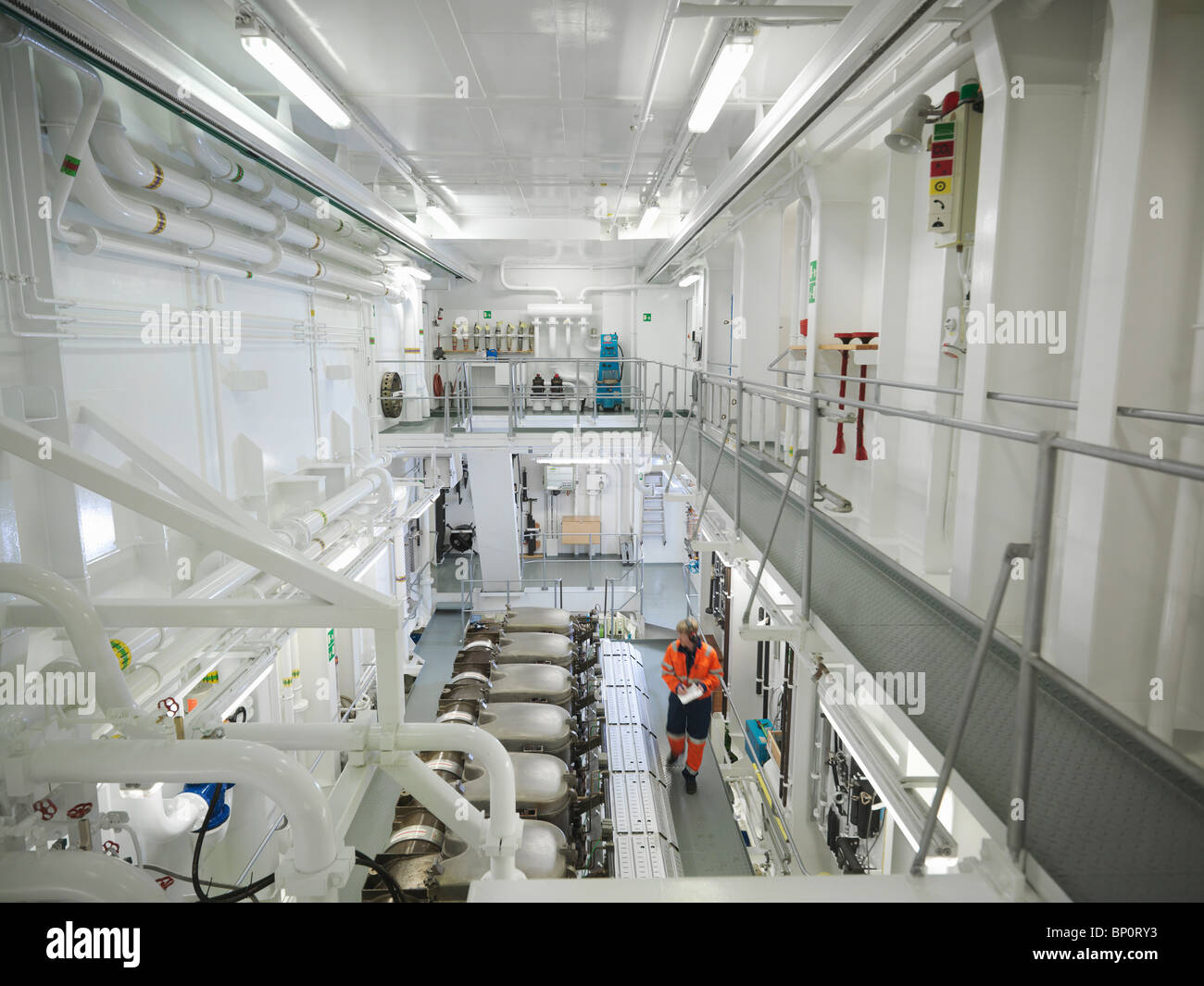 Generation ships hi-res stock photography and images - Alamy