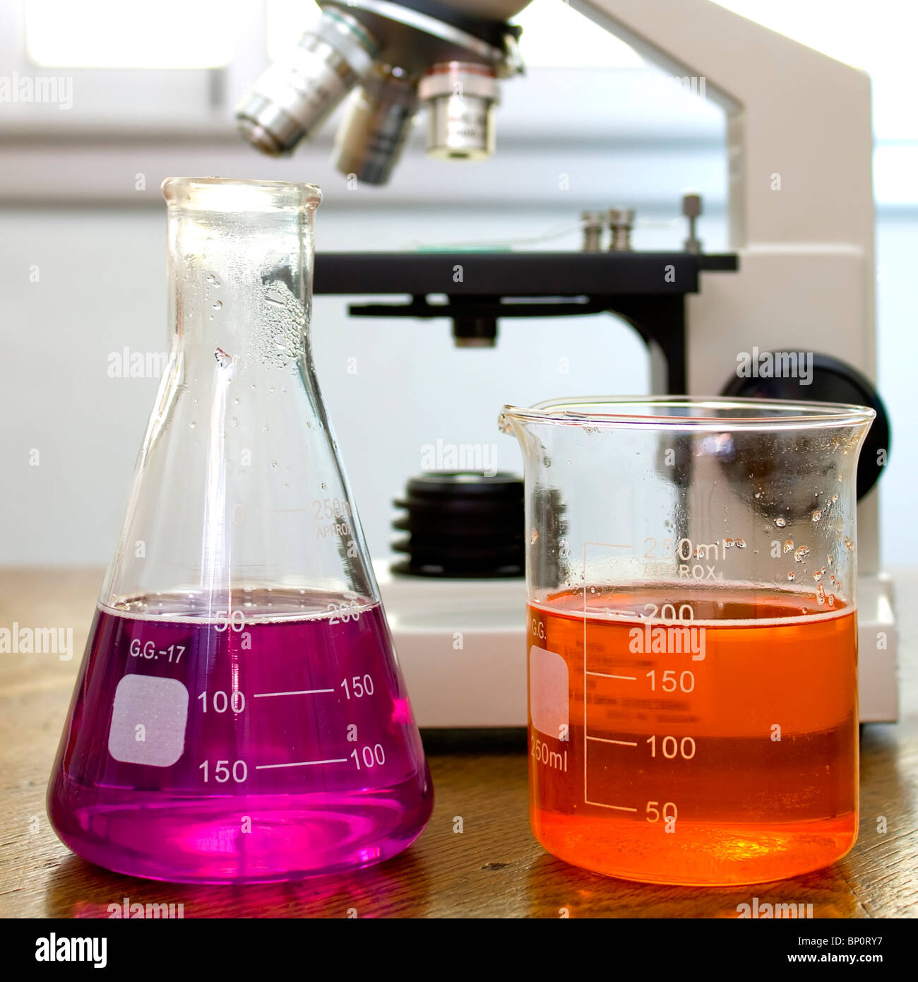 Chemical laboratory hi-res stock photography and images - Alamy