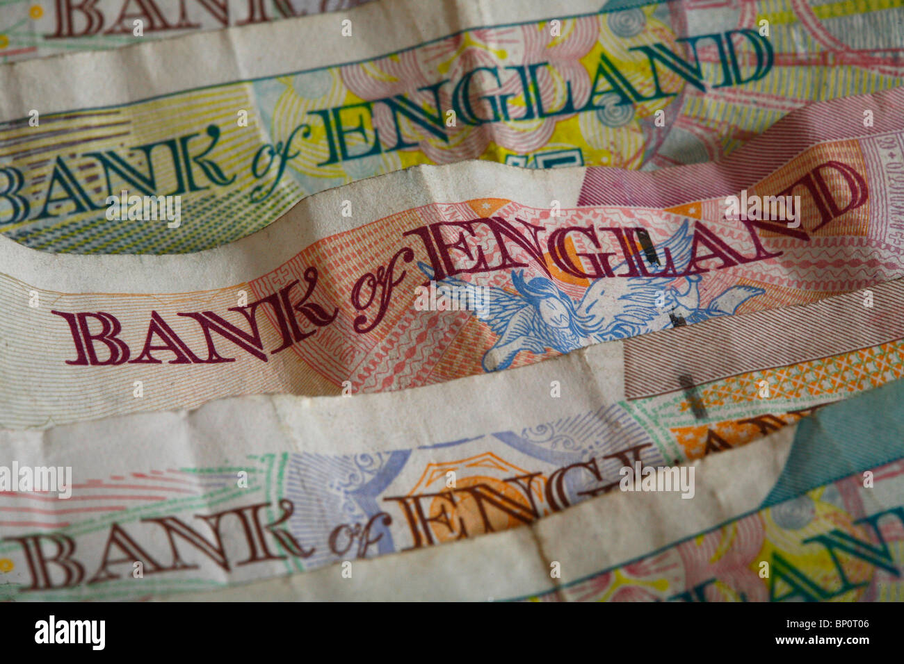 Bank of England bank notes and coins. Picture by James Boardman Stock ...