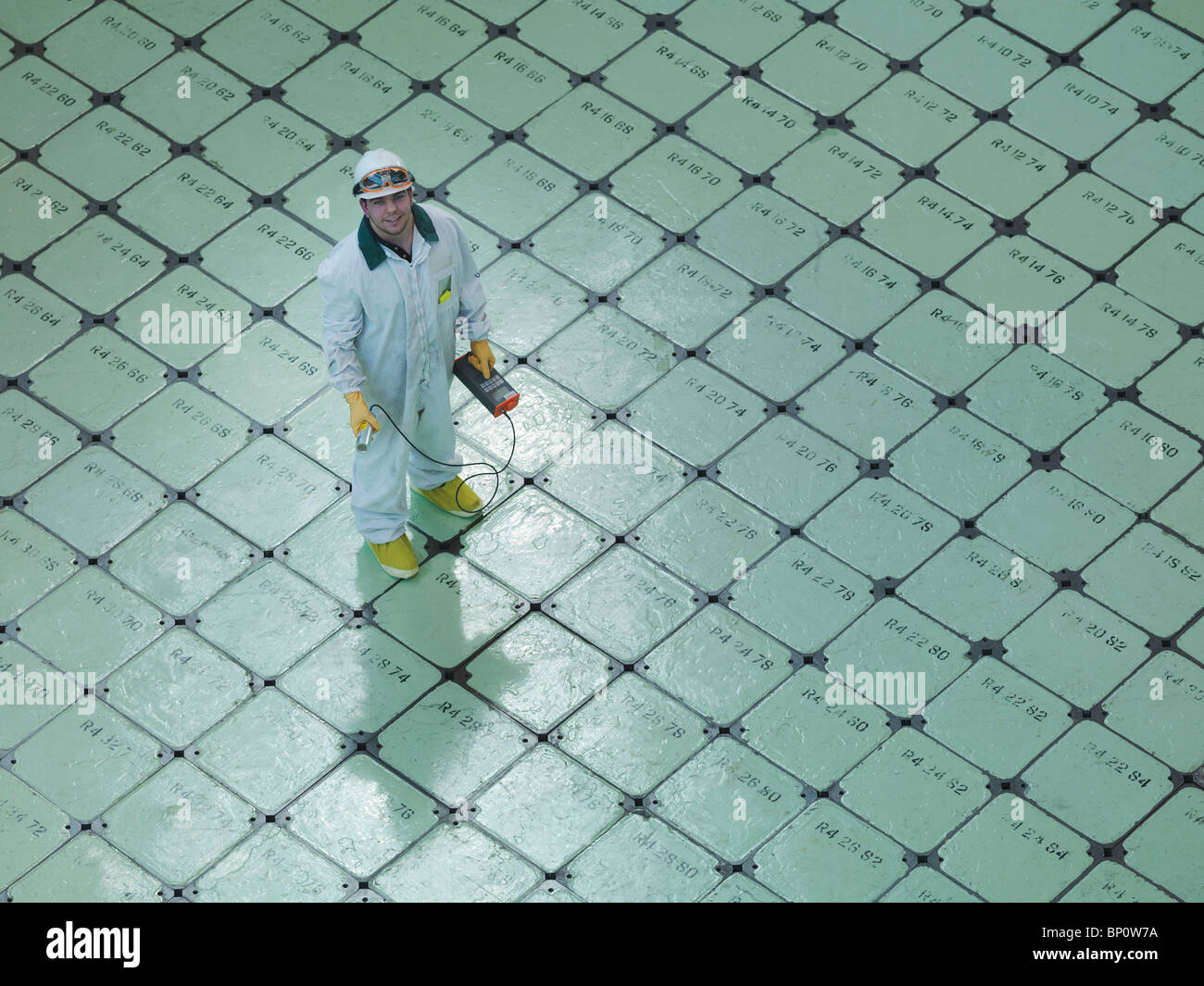 Reactor nuclear hi-res stock photography and images - Alamy