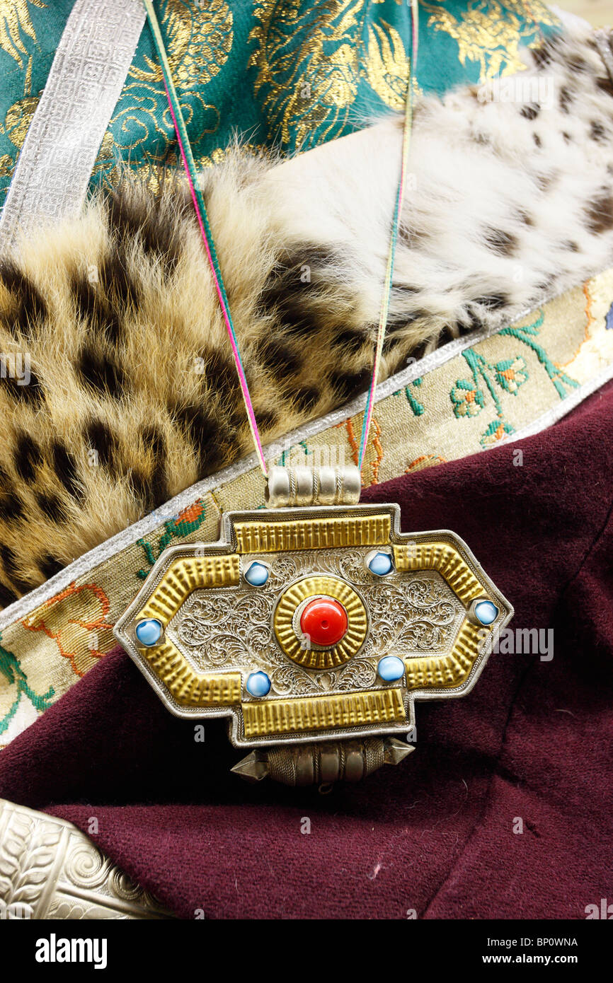 China, Yunnan province, Kunming, museum, traditional costume Stock ...