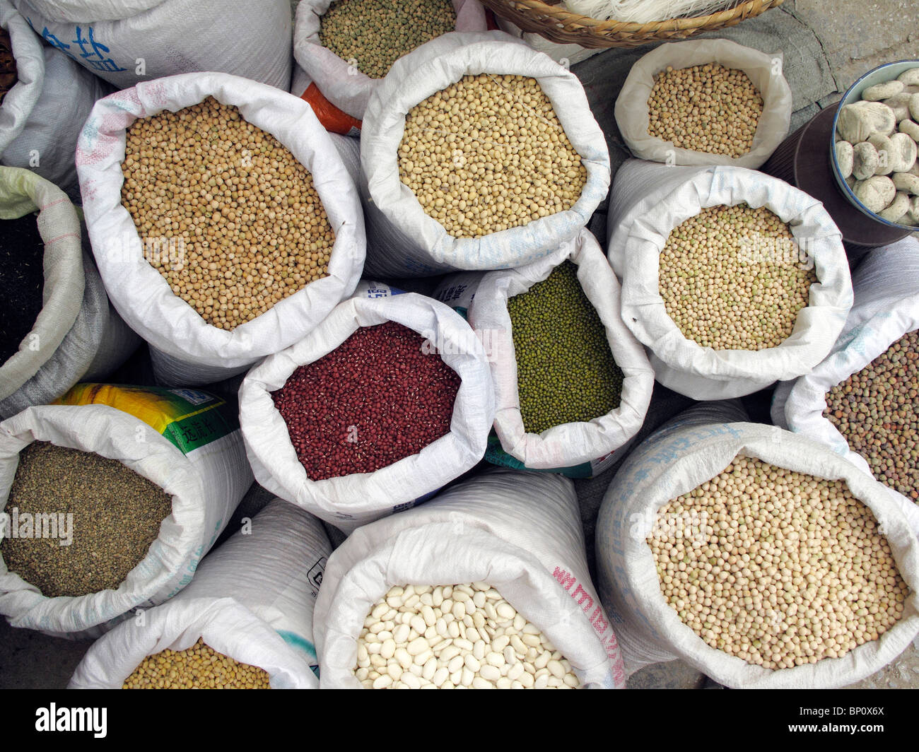 Dried pulses hi-res stock photography and images - Alamy