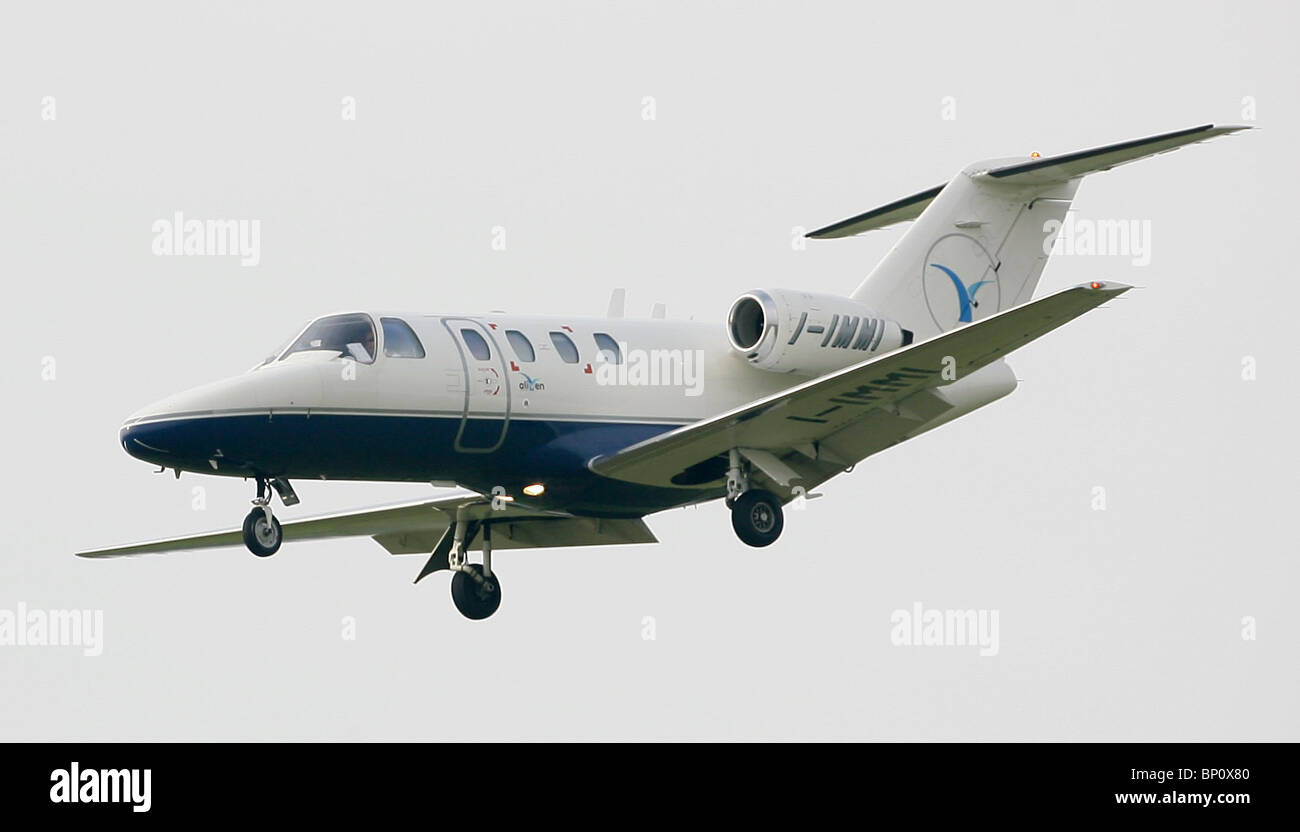 Private jet landing at Gatwick airport. Picture by James Boardman Stock ...