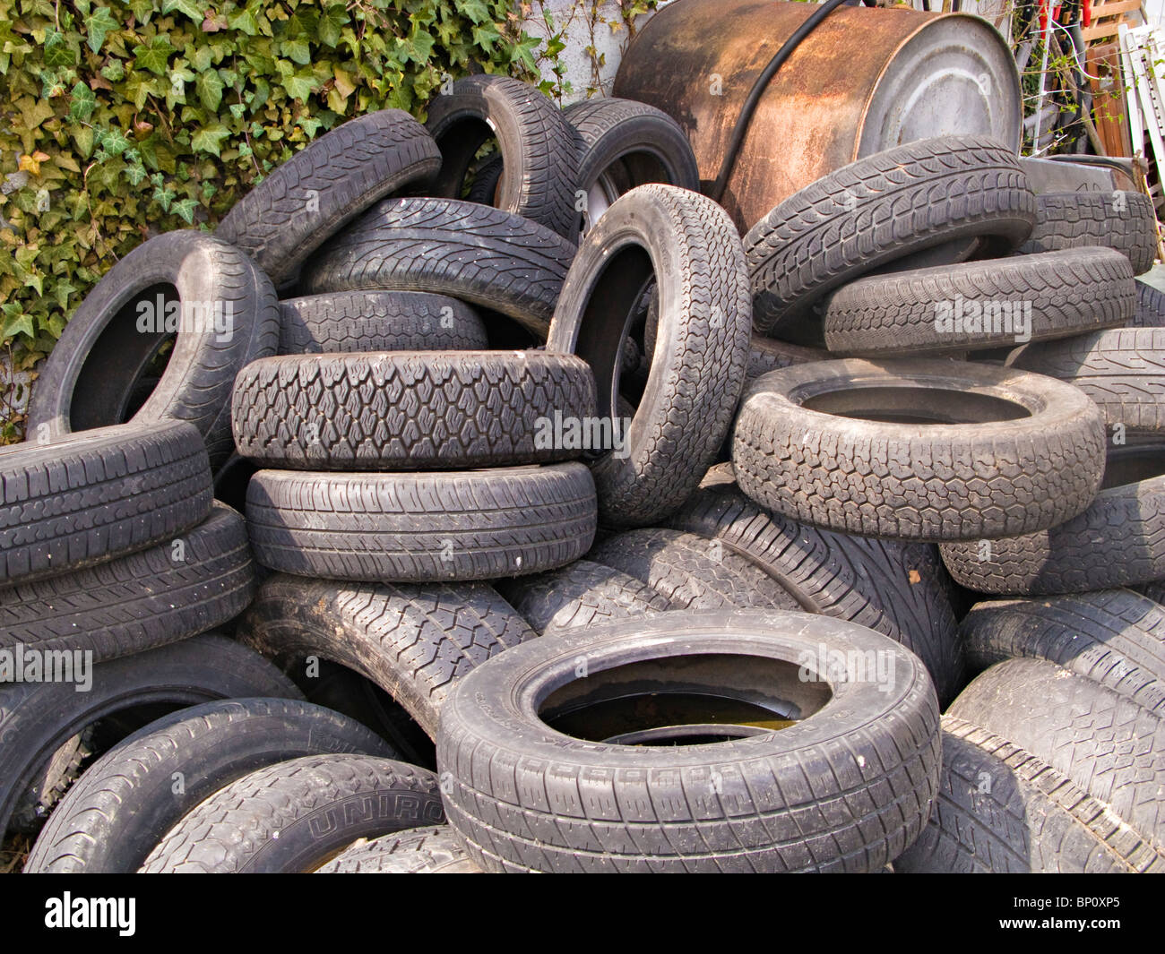 Old tyres hi-res stock photography and images - Alamy