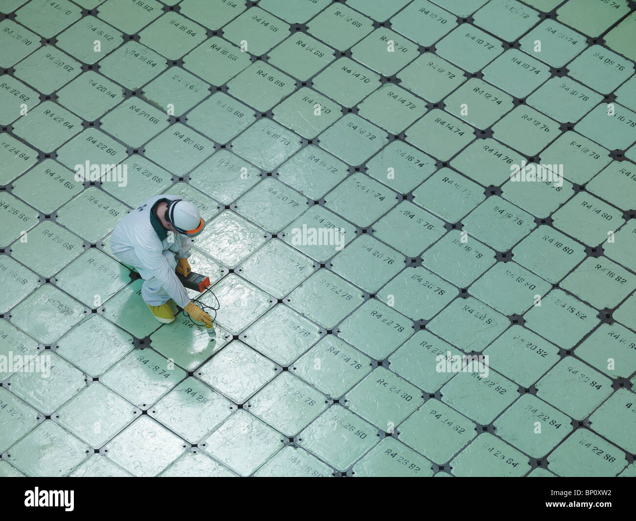 Reactor nuclear hi-res stock photography and images - Alamy