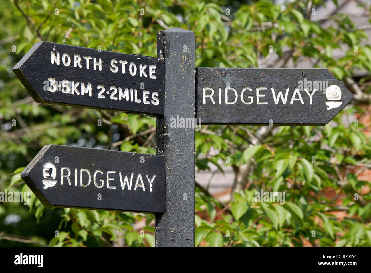 The Ridgeway Path route sign Stock Photo - Alamy