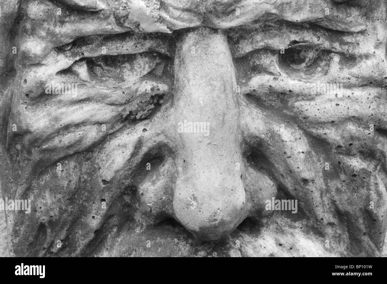 Green man sculpture hi-res stock photography and images - Alamy