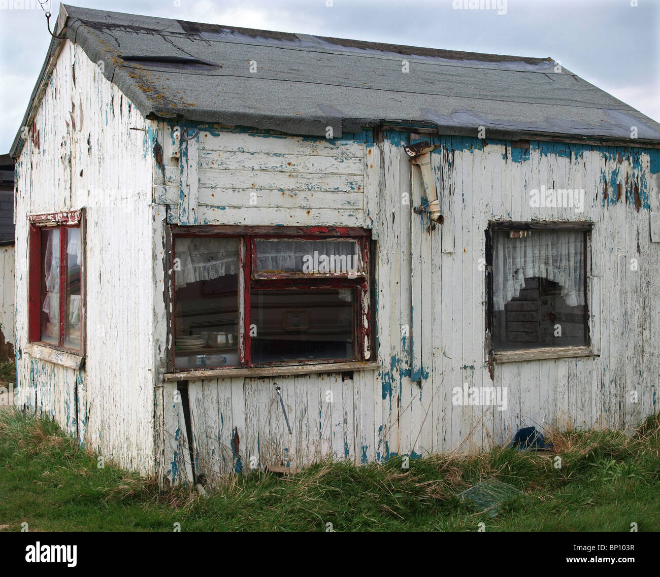 Derelict hut at Skipsea East Yorkshire Stock Photo - Alamy