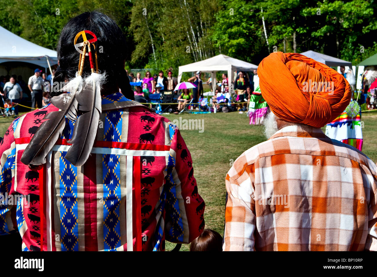 Native canadian traditional dress hi-res stock photography and images ...