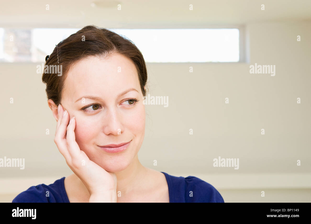 Portrait of confident woman Stock Photo - Alamy