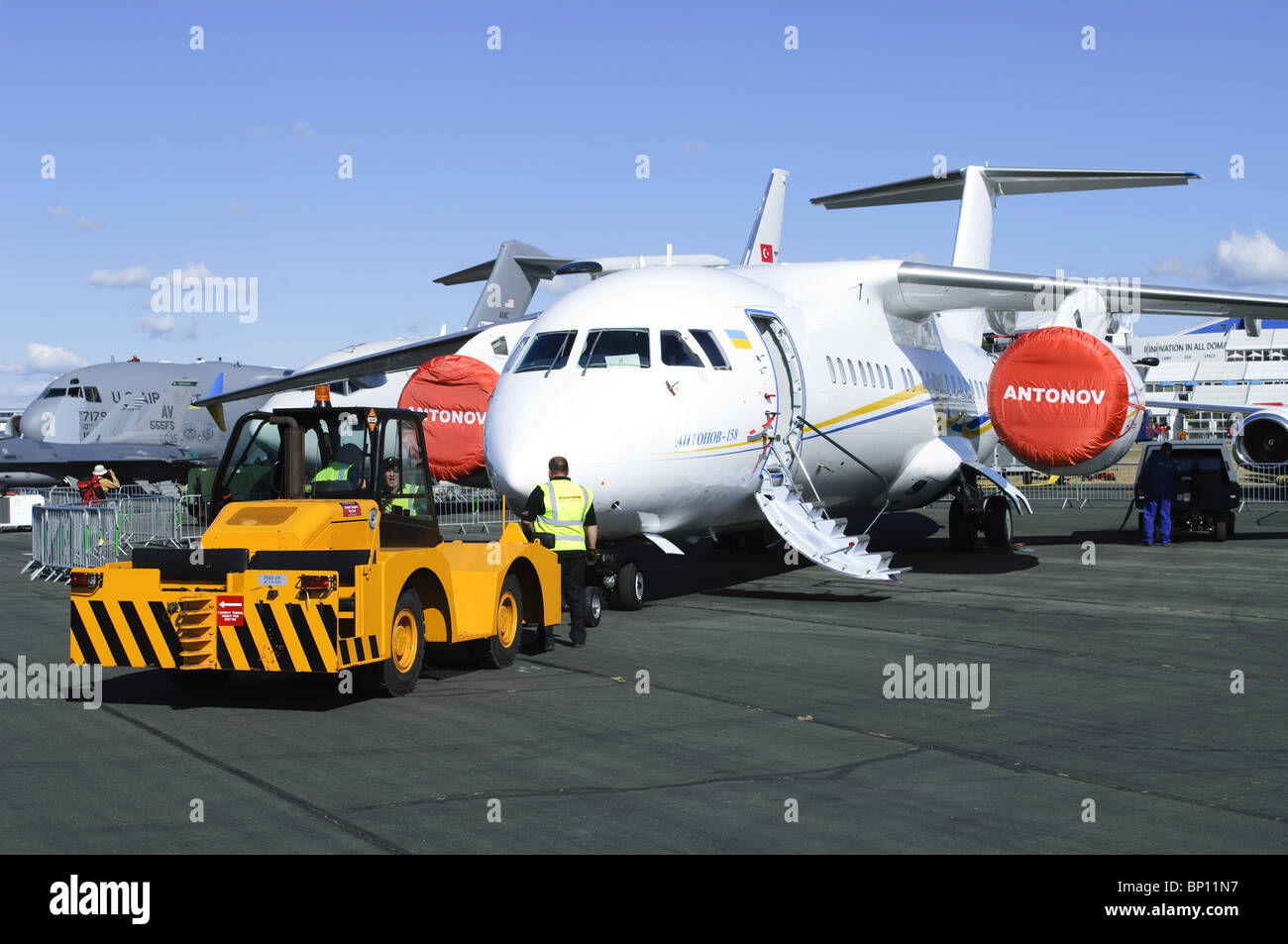 Antonov 158 hi-res stock photography and images - Alamy