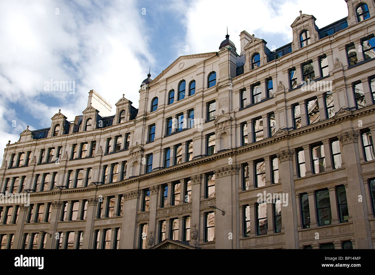 Scenes from around the beautiful city of London Stock Photo - Alamy