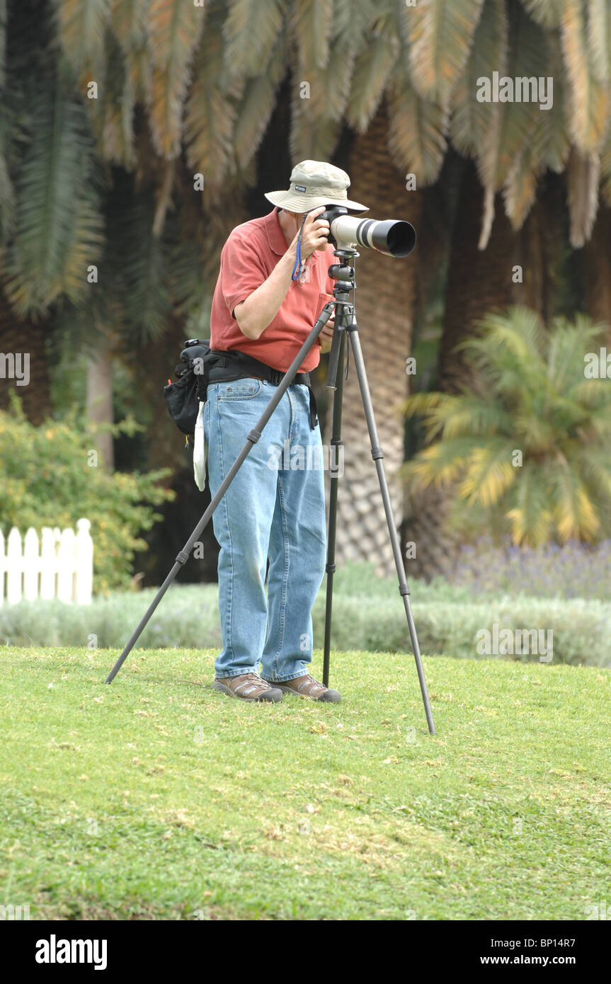 Nikon shutter release hi-res stock photography and images - Alamy