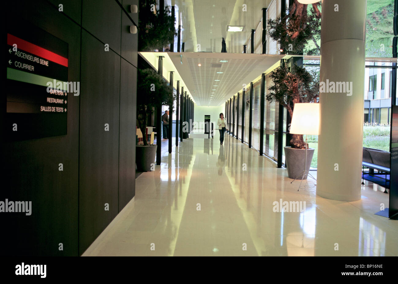 Lcl bank hi-res stock photography and images - Alamy