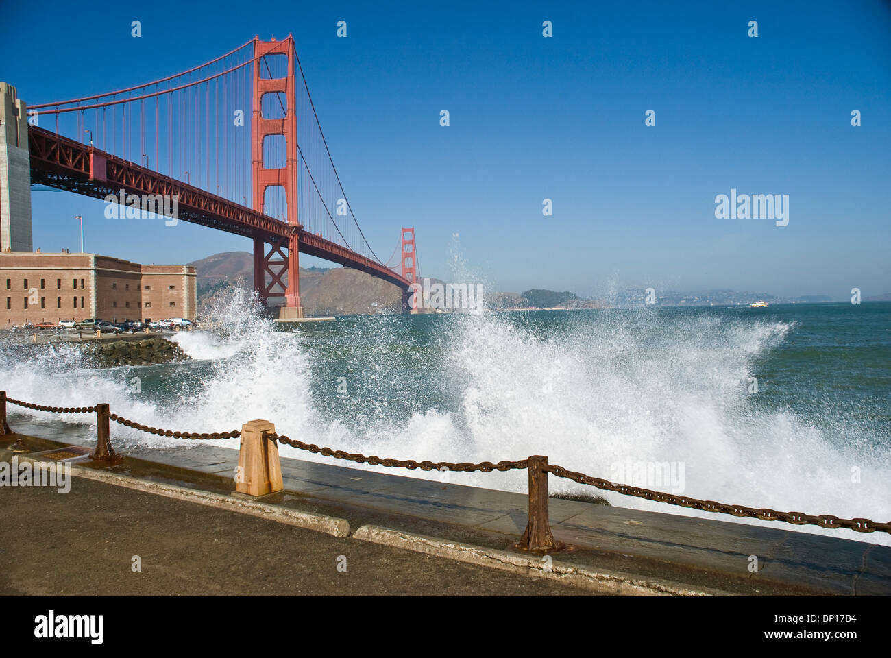 The Golden Gate Bridge in San Francisco bay Stock Photo - Alamy
