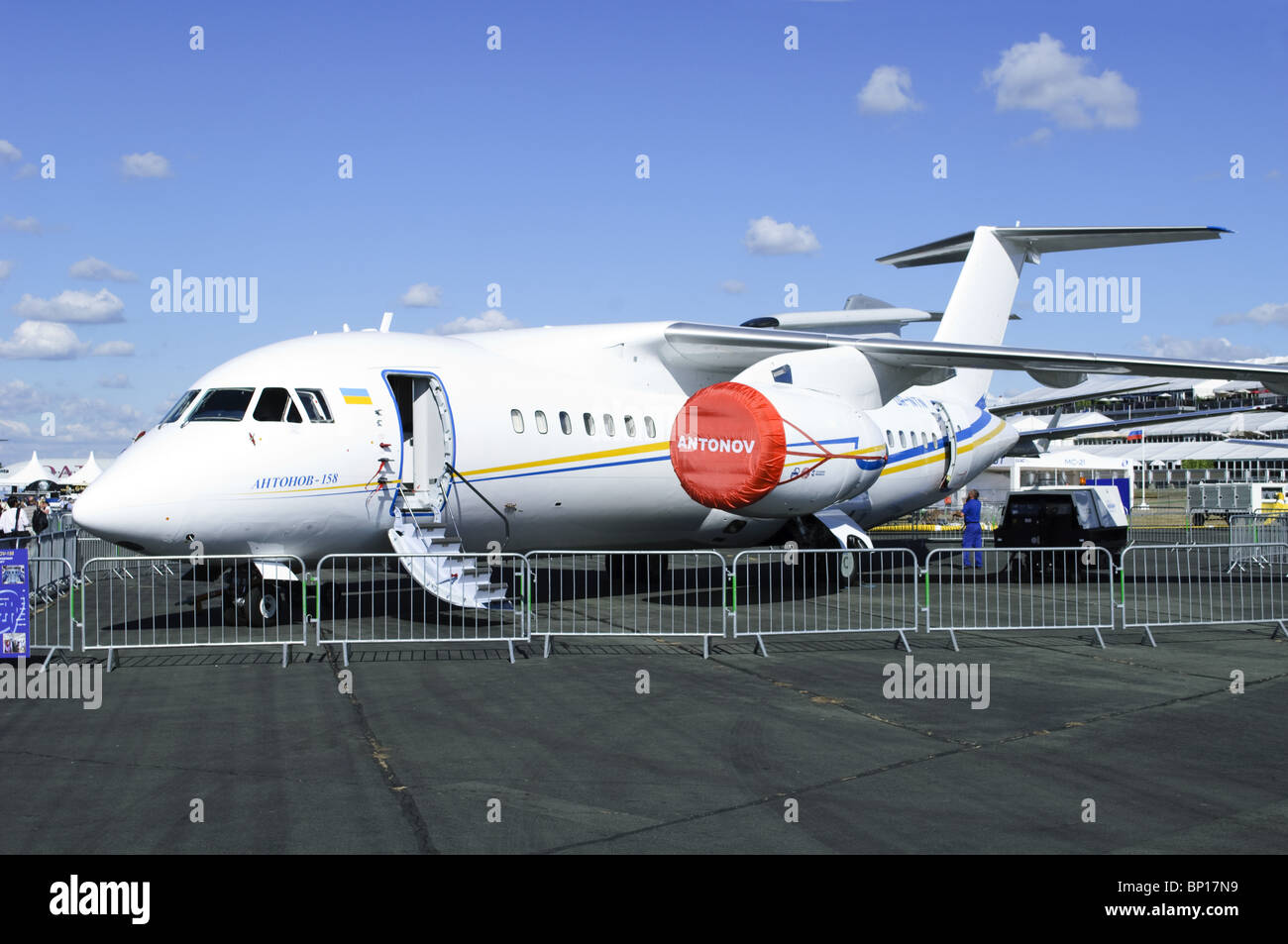 Antonov 158 hi-res stock photography and images - Alamy