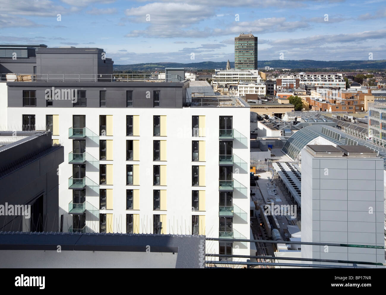 Cardiff skyline hi-res stock photography and images - Alamy