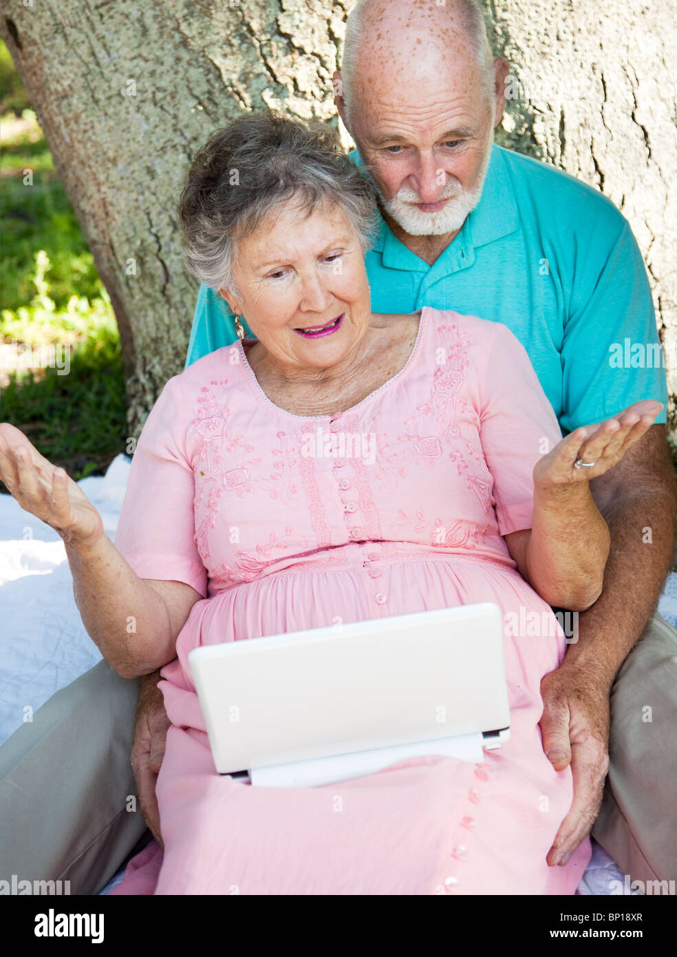 Old couple confused hi-res stock photography and images - Alamy