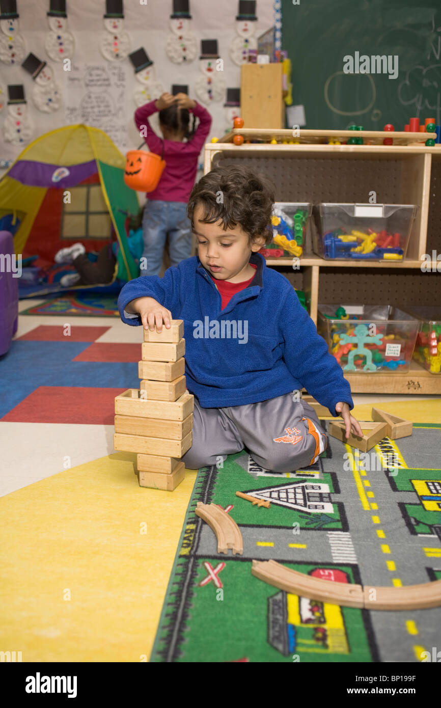 Preschoolers Playing With Blocks