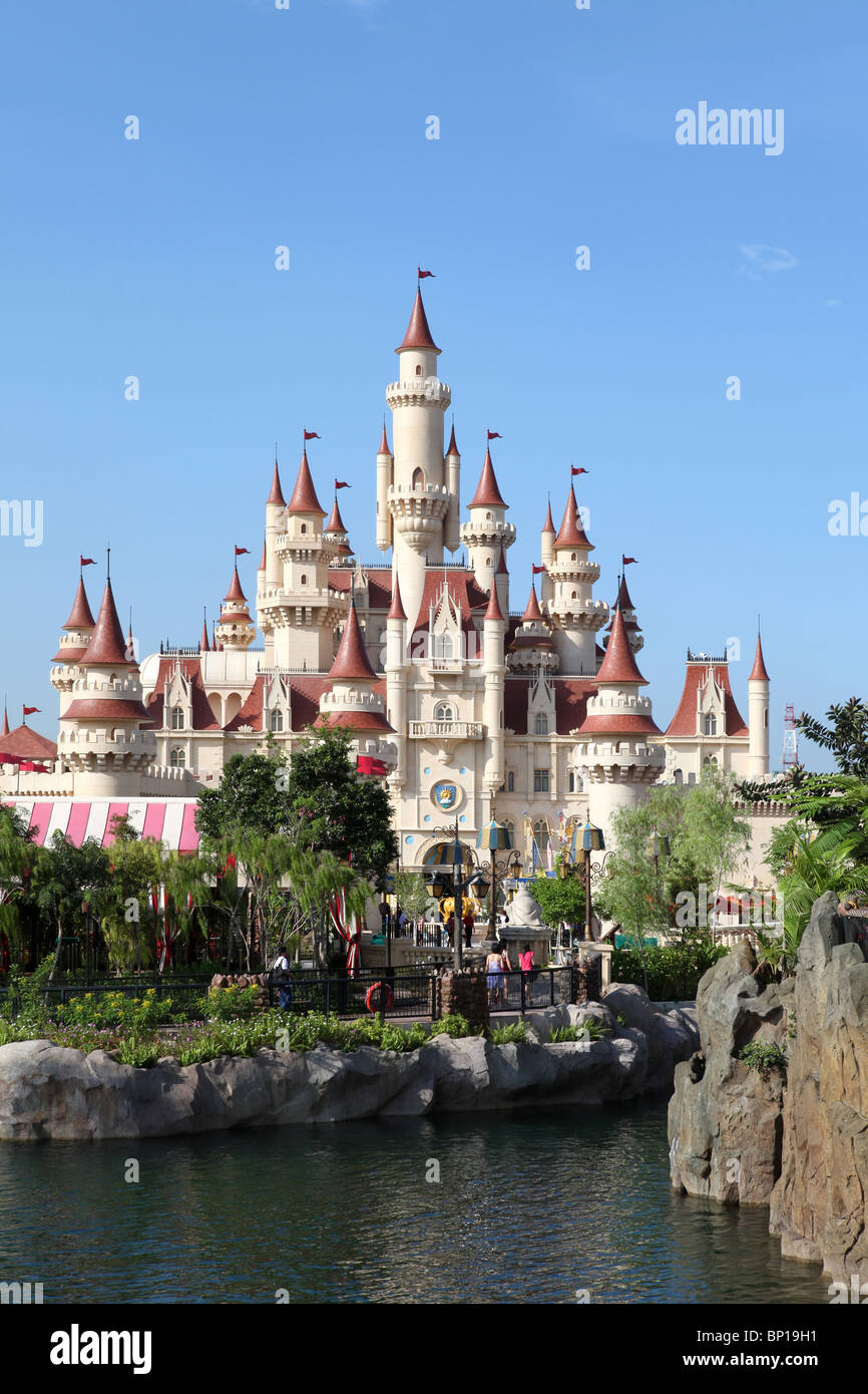 Universal studios castle singapore hi-res stock photography and images ...