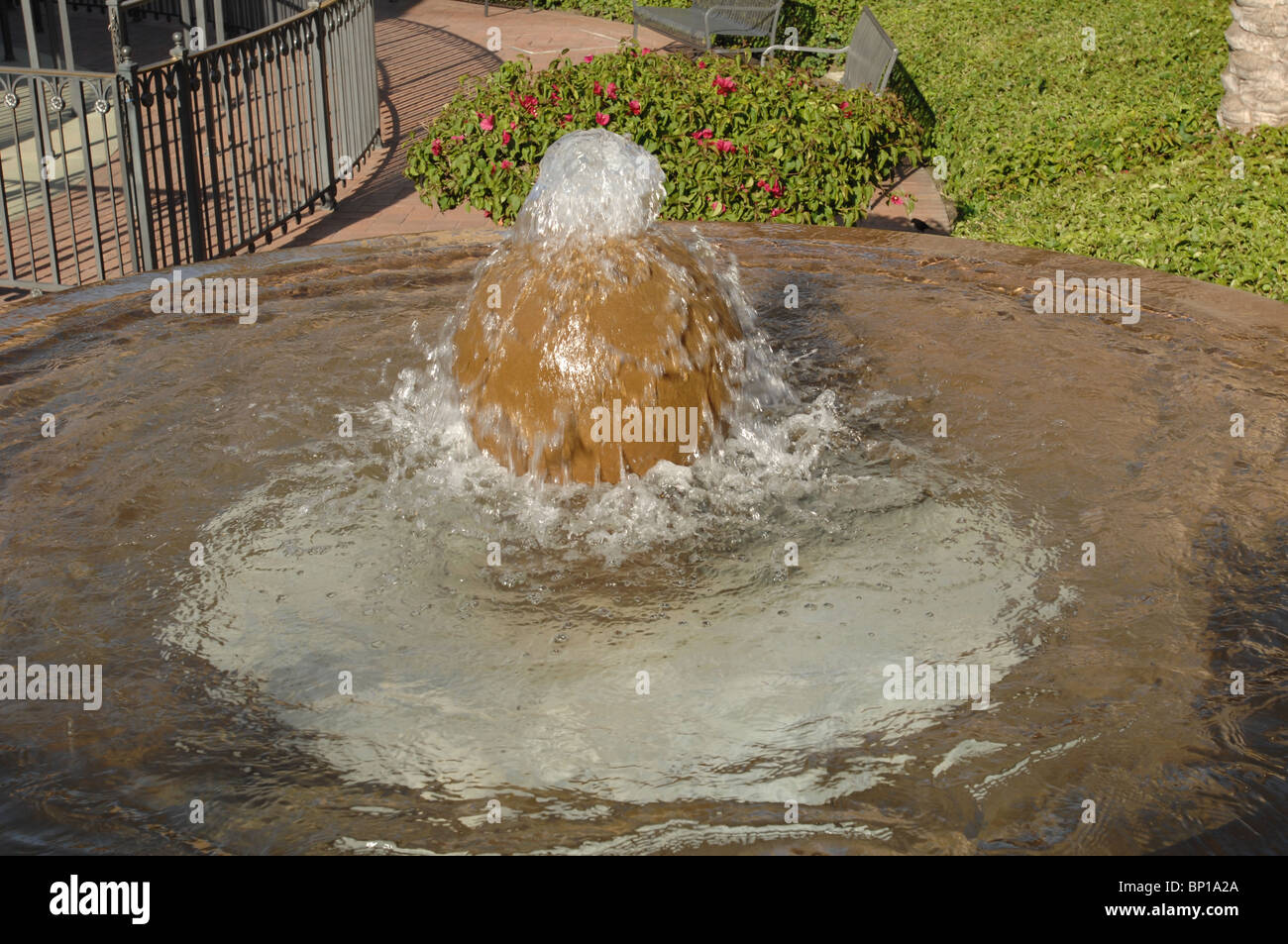 Unusual water fountain element at the Irvine Spectrum in Irvine, CA ...