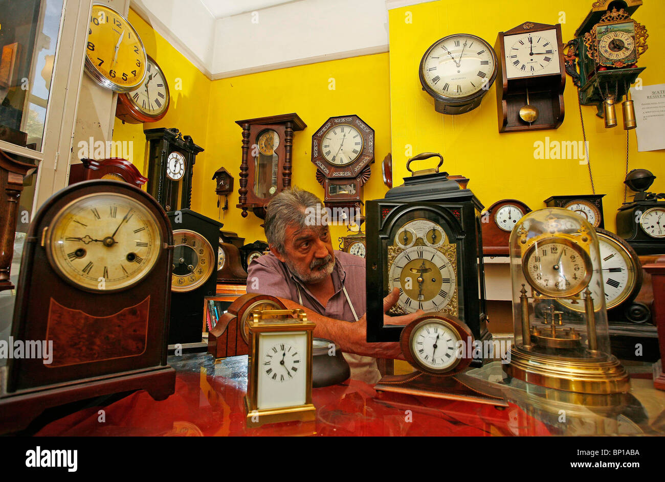 Antique Clocks Brighton