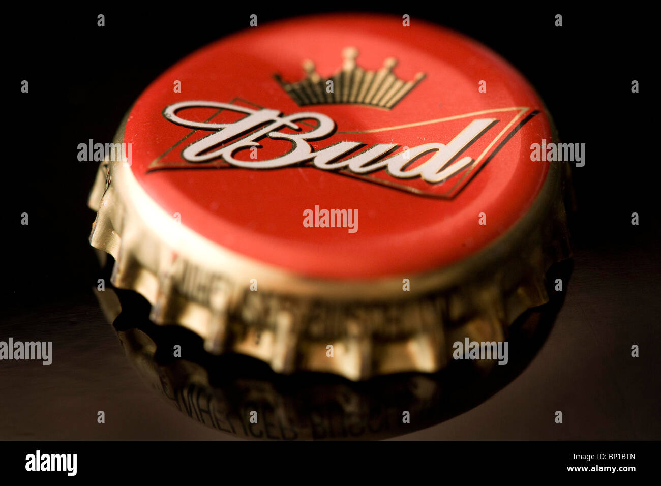 Budweiser bottle hi-res stock photography and images - Alamy