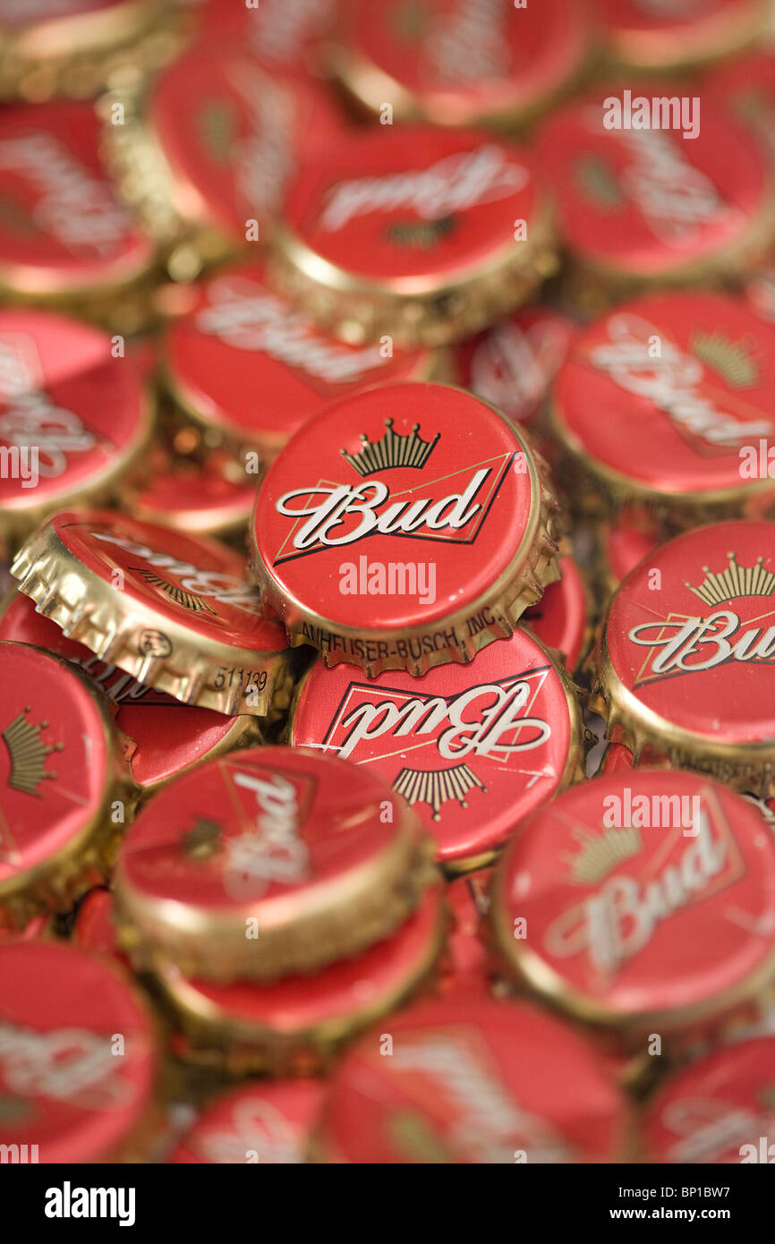 Budweiser bottle hi-res stock photography and images - Alamy