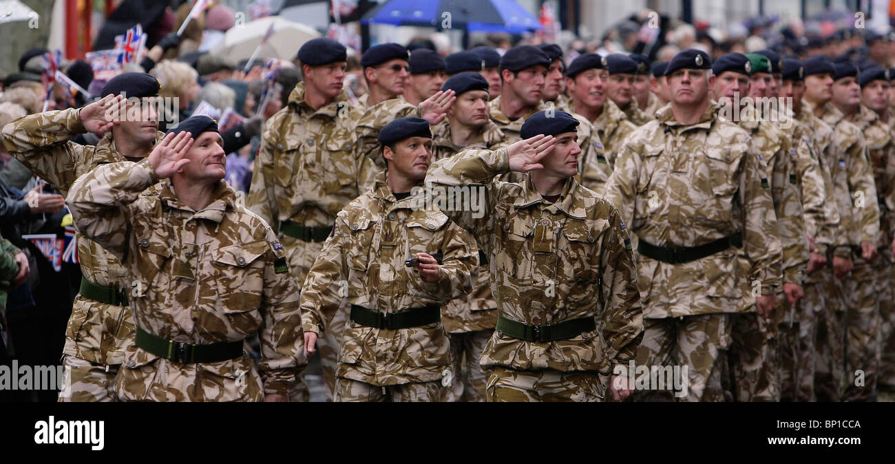 British troops hi-res stock photography and images - Alamy