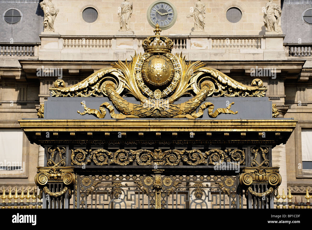 Courthouse detail hi-res stock photography and images - Alamy
