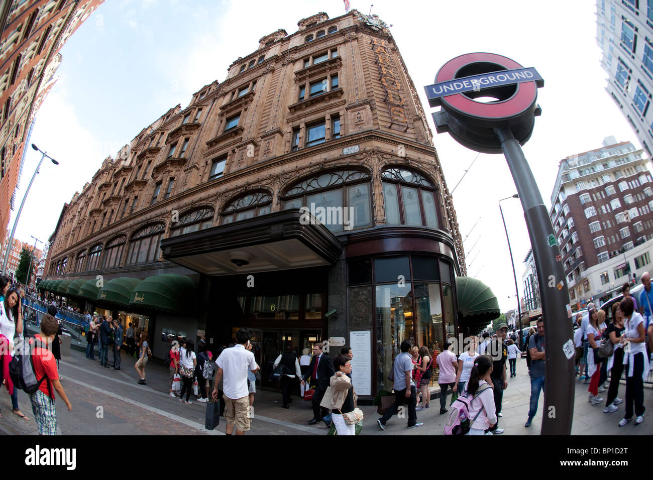 Harrods luxury department store, located on Brompton Road in ...