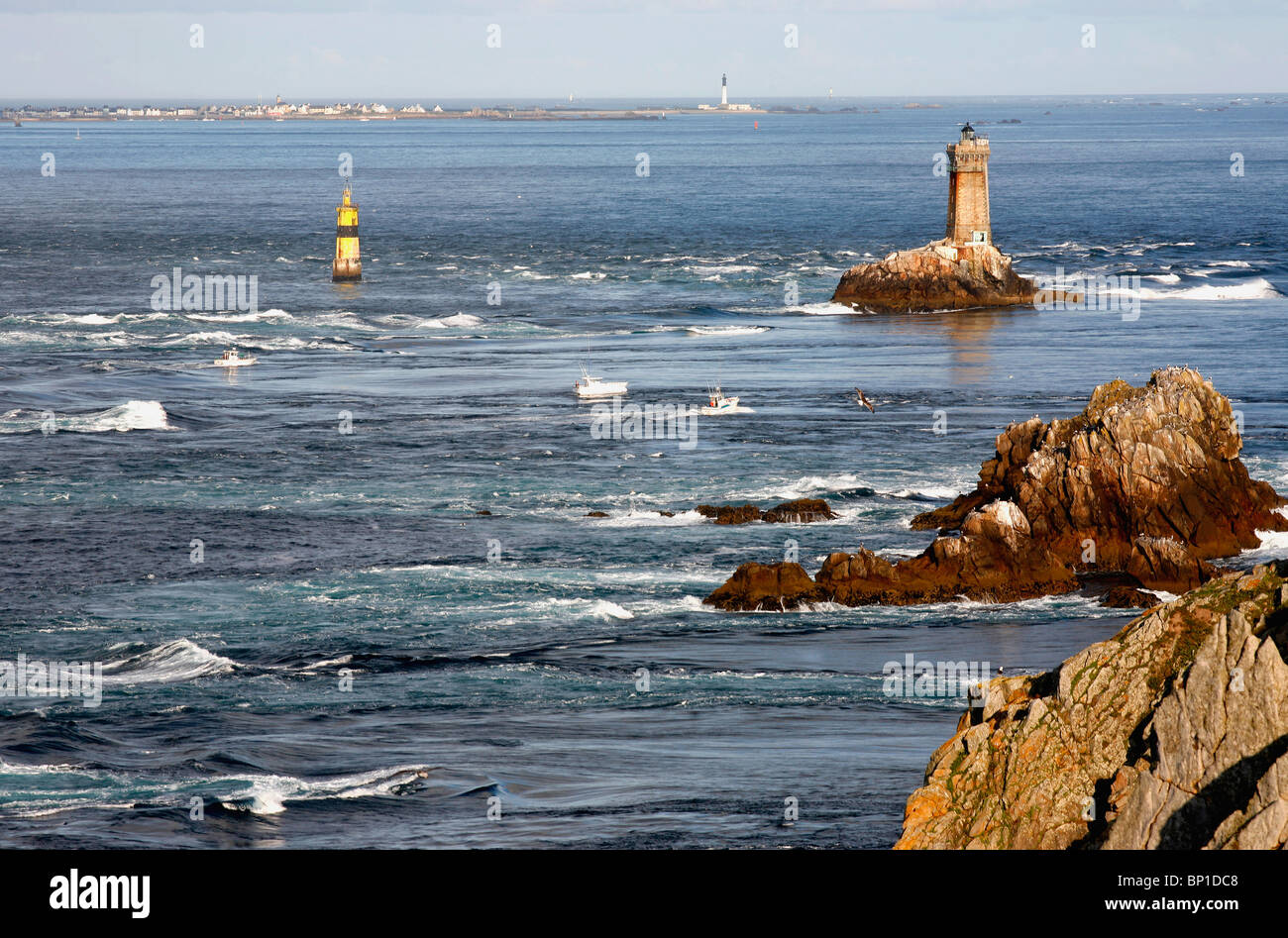 Pointe du raz boat hi-res stock photography and images - Alamy
