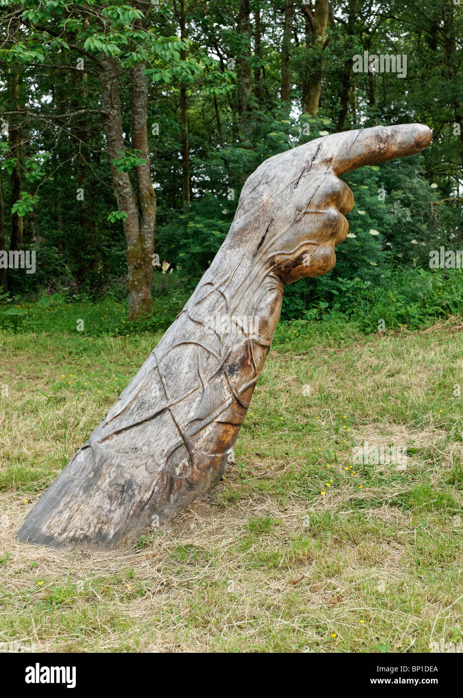 Finger pointing sculpture hi-res stock photography and images - Alamy