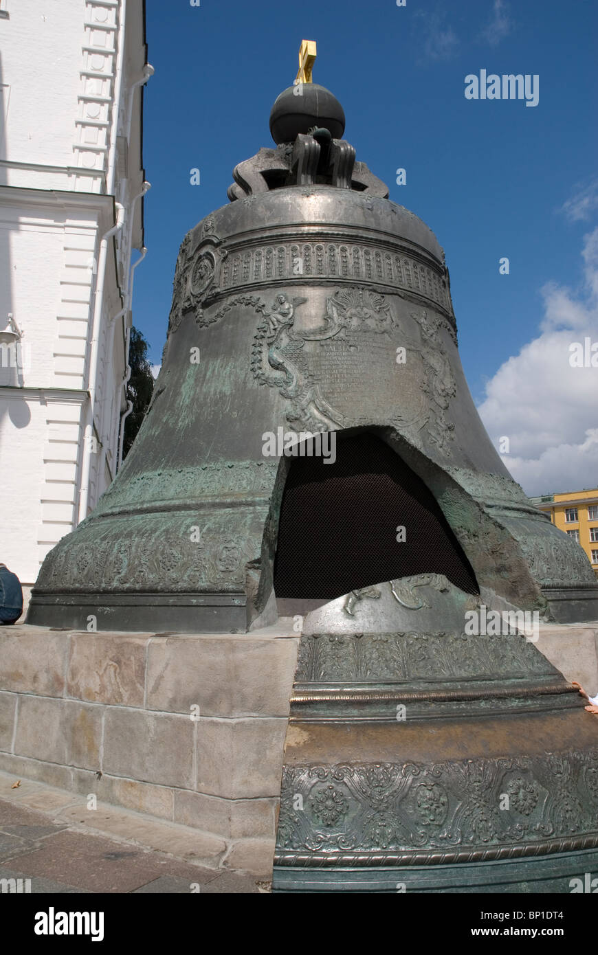 Worlds biggest bell hi-res stock photography and images - Alamy