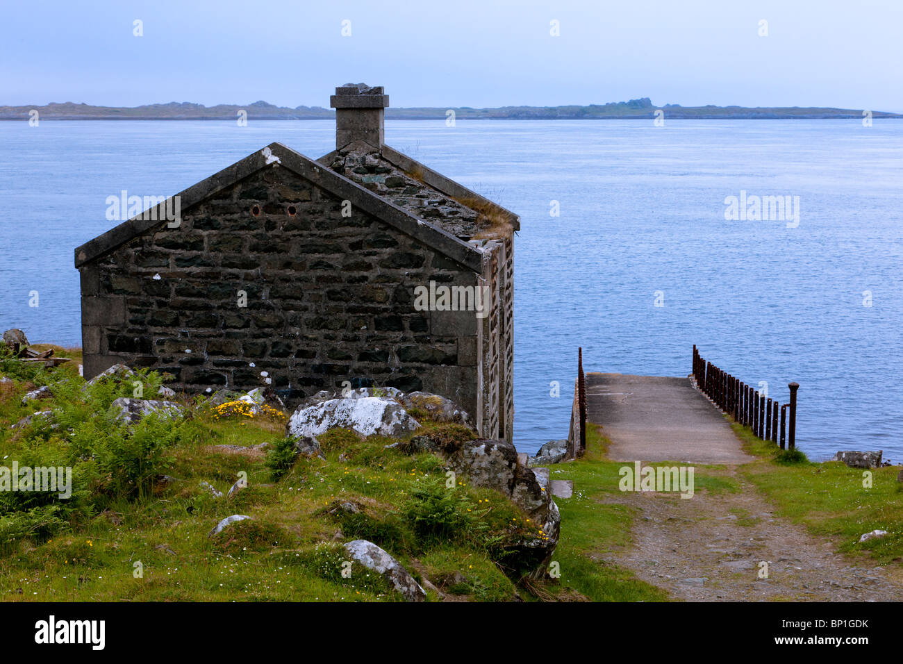 Craignish Pier and Ticket Office Stock Photo - Alamy