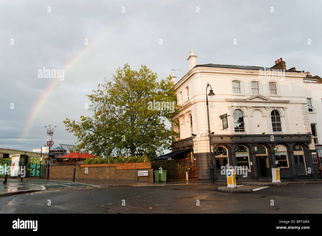 Lampposts and bollards hi-res stock photography and images - Alamy