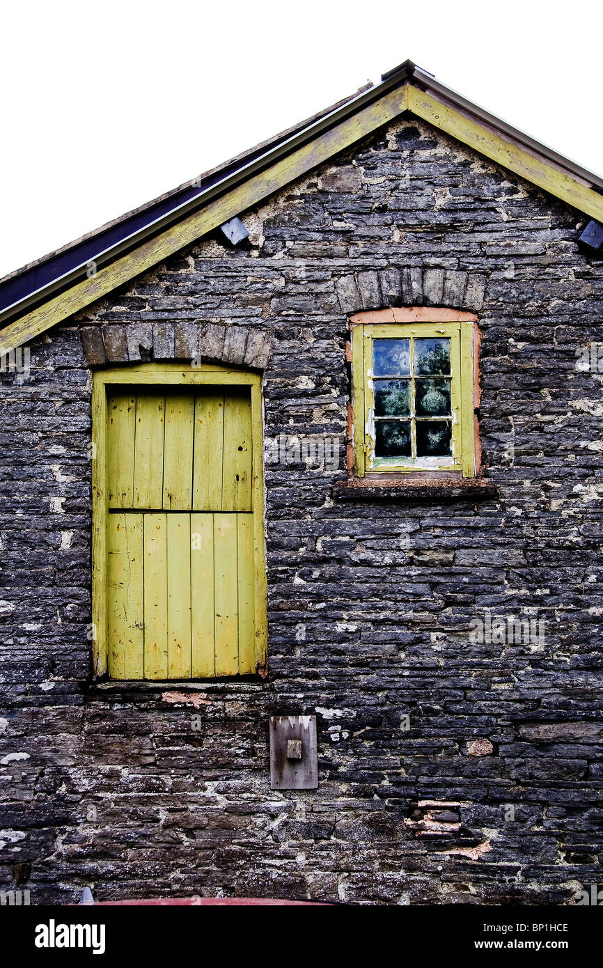 Gable end barn door hi-res stock photography and images - Alamy