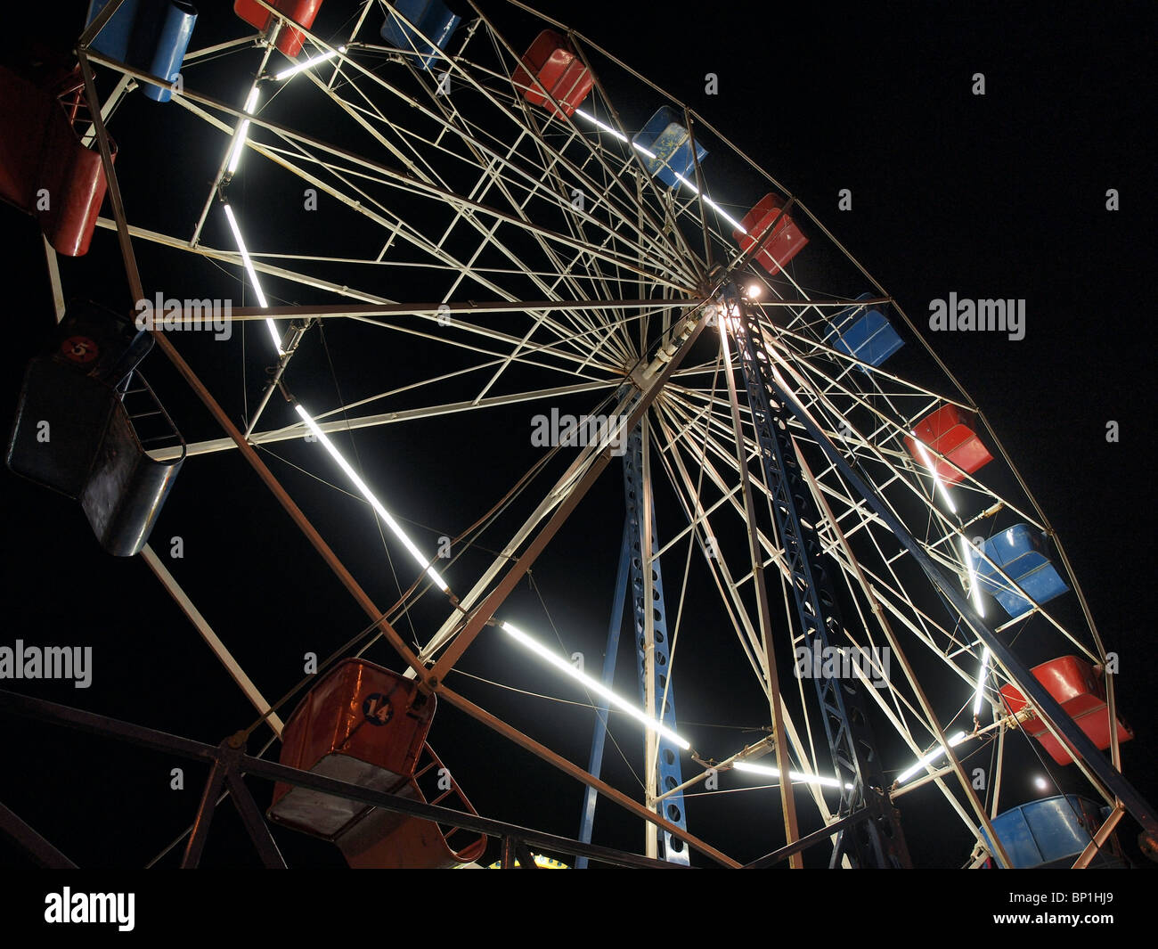 Traveling carnival hi-res stock photography and images - Alamy