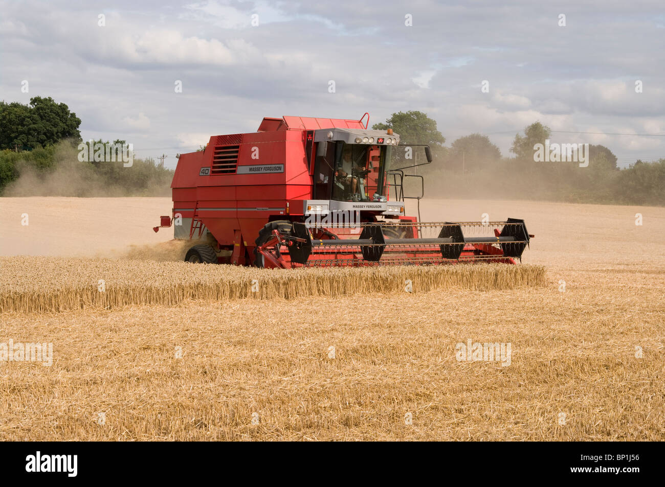 UK COMBINE HARVESTER Stock Photo - Alamy