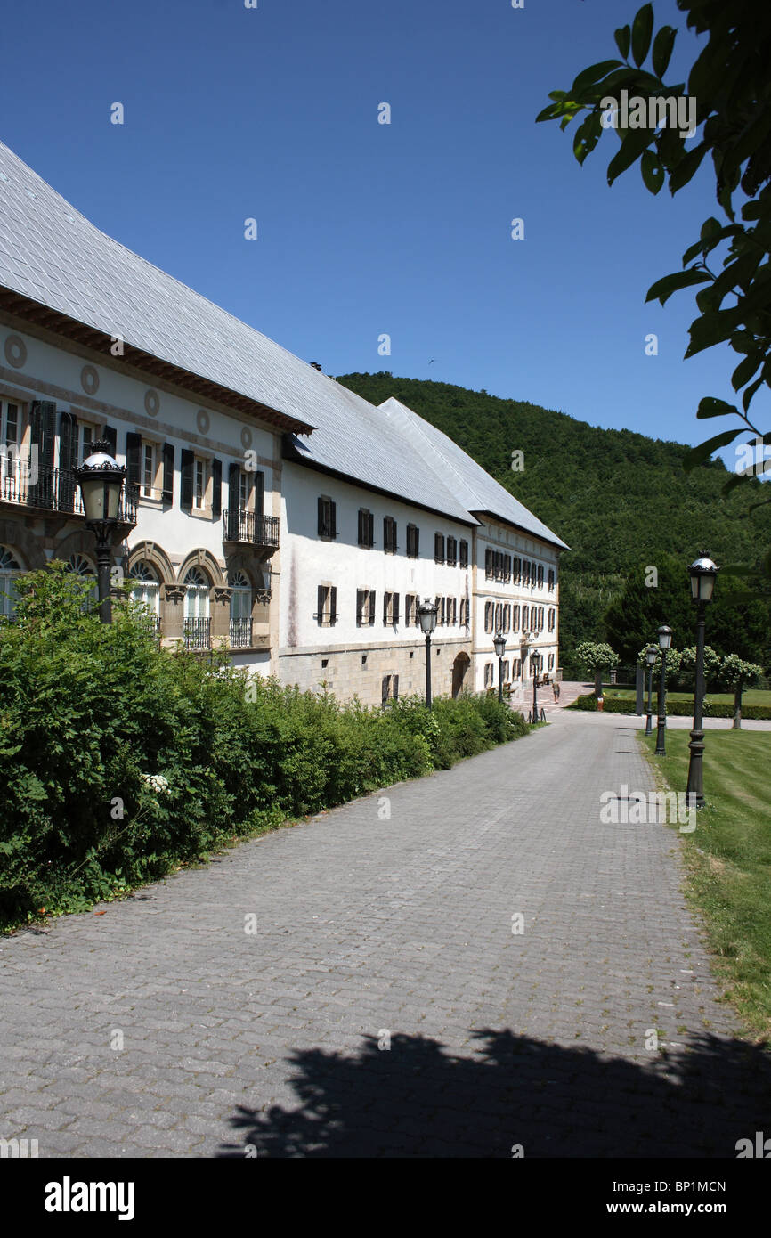 Roncesvalles colegiata monastery hi-res stock photography and images ...