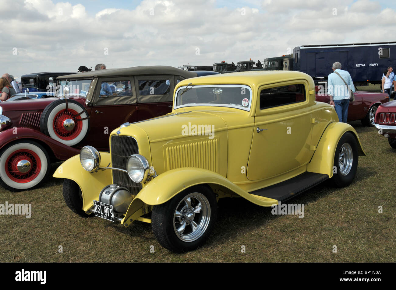 Blue yellow rally car hi-res stock photography and images - Alamy